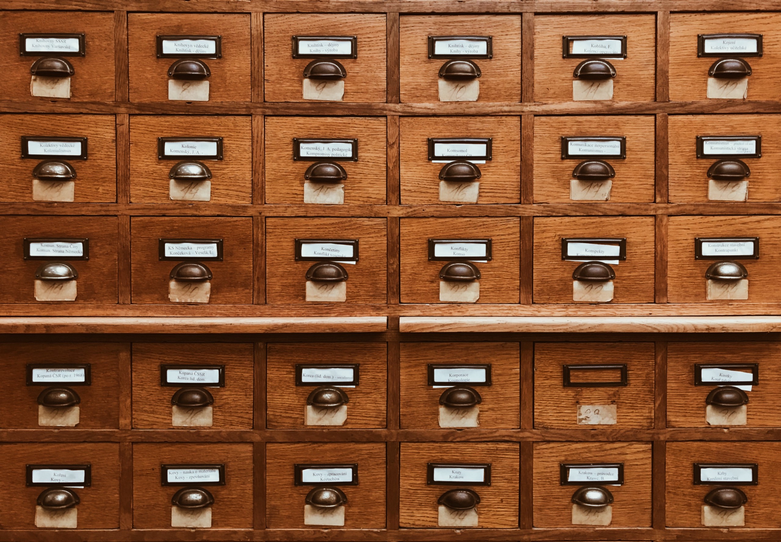  JSONB PostgreSQL